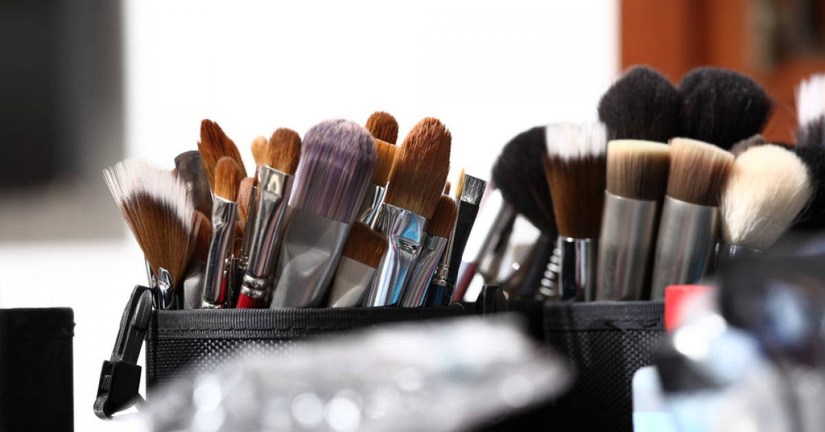 Kenali Jenis Kuas Make Up dan Kegunaannya